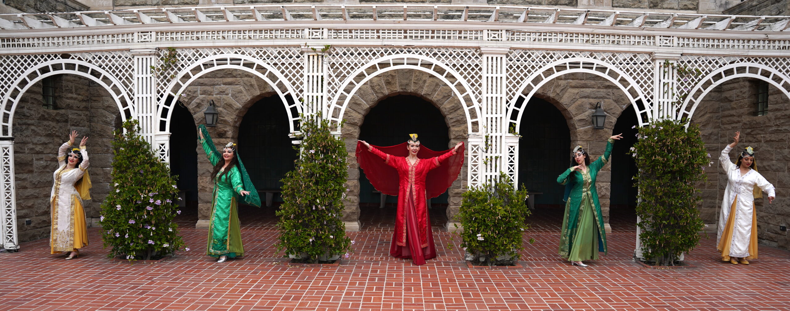 Traditional Persian Dance - Persian Dance Entertainment Los Angeles